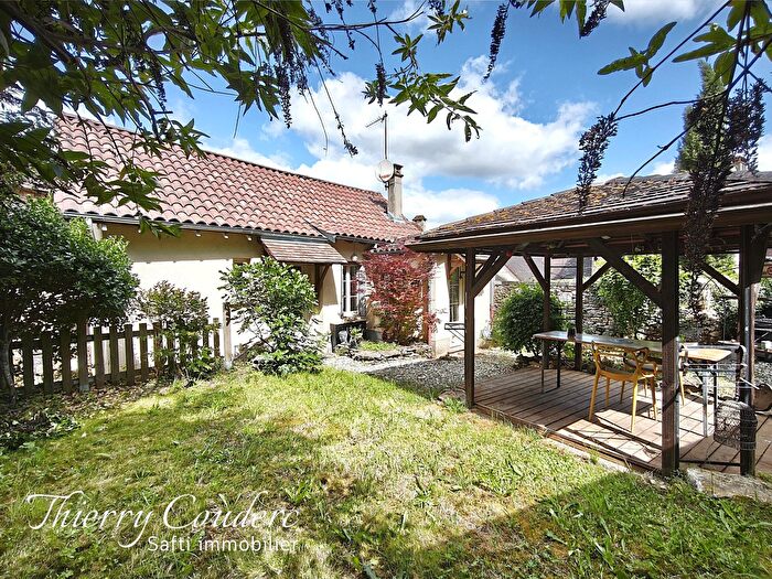 Maison 2 pièces à vendre à Carlux