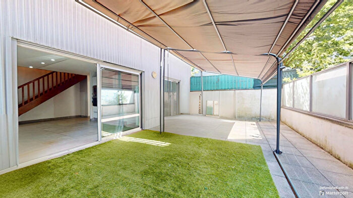 Appartement à vendre - Grenoble, Village Olympique - 5 pièces - 4 chambres