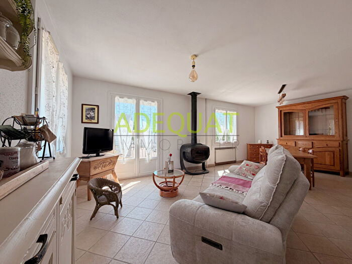 Doissin : Maison 4 pièces à vendre
