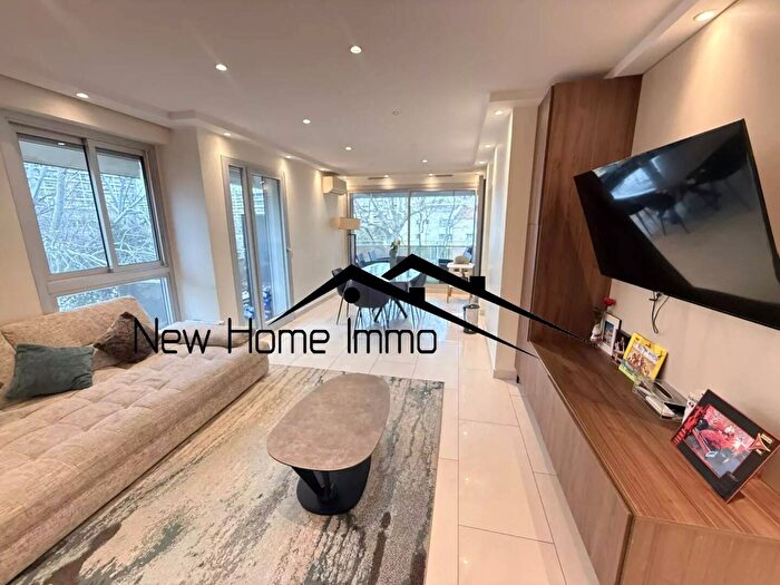 Appartement à louer - Saint Giniez, Marseille ème arrondissement - 4 pièces - 3 chambres