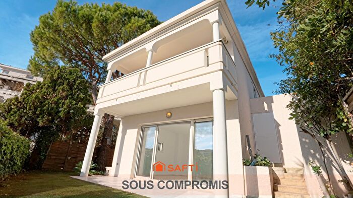 Maison à vendre - Nice, Saint-Antoine - 4 pièces - 3 chambres