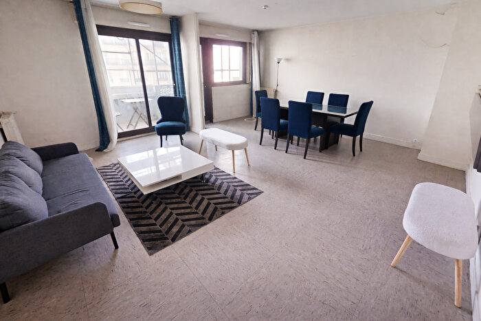 Appartement à vendre - Paris e , La Chapelle, Marx Dormoy - 5 pièces - 3 chambres