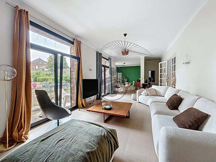 Maison à vendre - Saint-Quentin, Centre-ville - 8 pièces - 4 chambres