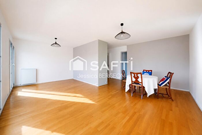Appartement 3 pièces à vendre à Pessac, CCLAPS, La Châtaigneraie