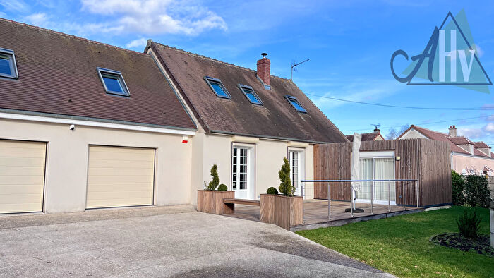 Maison à vendre - Champcenest - 6 pièces - 4 chambres