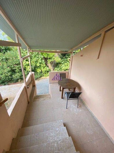 Appartement 1 pièce à louer à La Bayorre-Hautes Loubes, Hyères