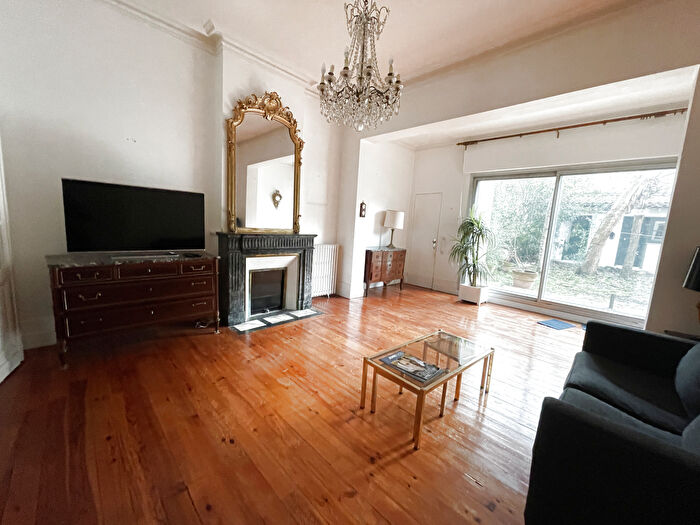 Bordeaux, Croix Blanche - Maison 7 pièces à louer