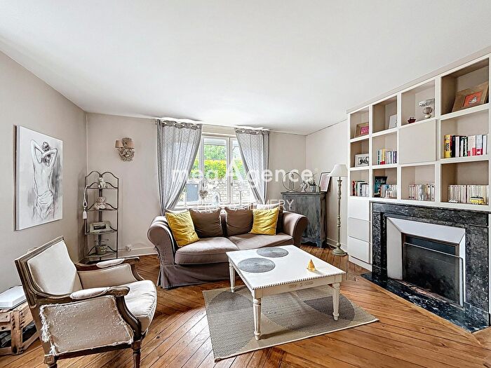 Maison à vendre - Alençon, Croix Mercier, Châtelet, Nord Lancrel - 6 pièces - 4 chambres