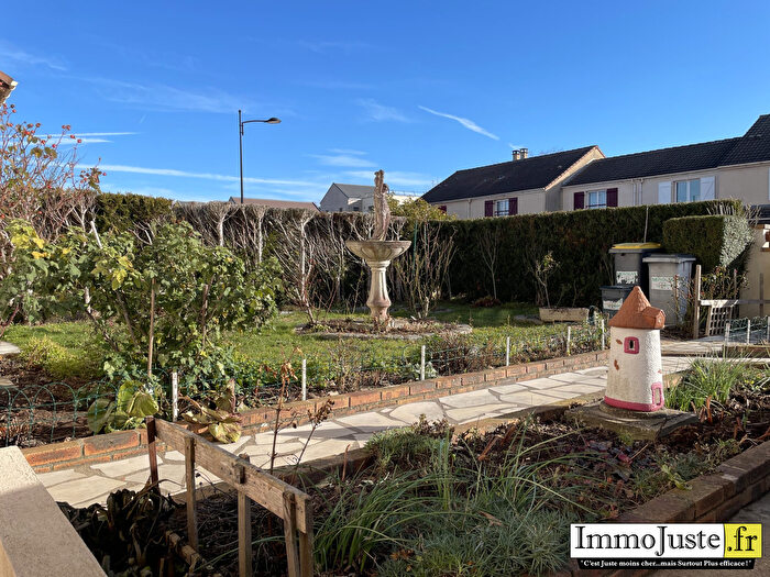 Maison à vendre - Montigny-le-Bretonneux - 5 pièces - 4 chambres