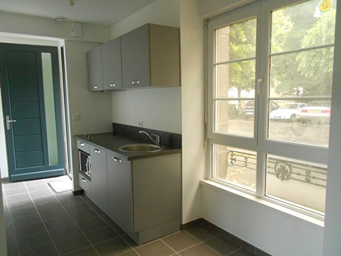 Appartement à louer - Guingamp - 2 pièces - 1 chambre