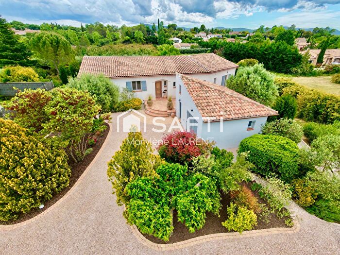 Garéoult : Maison 6 pièces à vendre