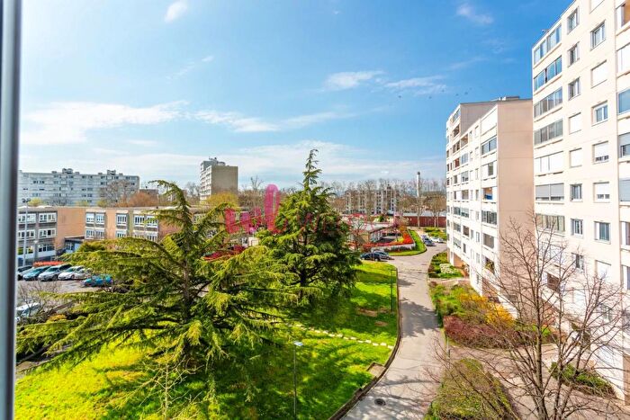Appartement 4 pièces à vendre - Vaulx-en-Velin, Mas Sud