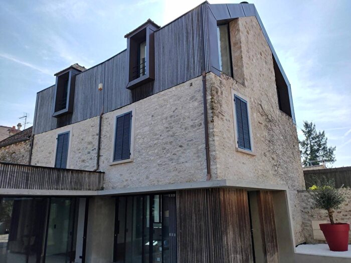 Crespières : Maison 5 pièces à louer