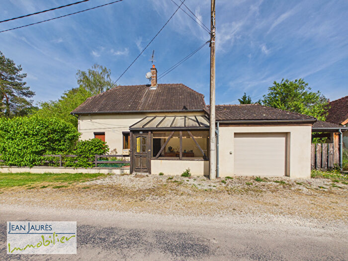Maison 4 pièces à Les Loges-Margueron, à vendre