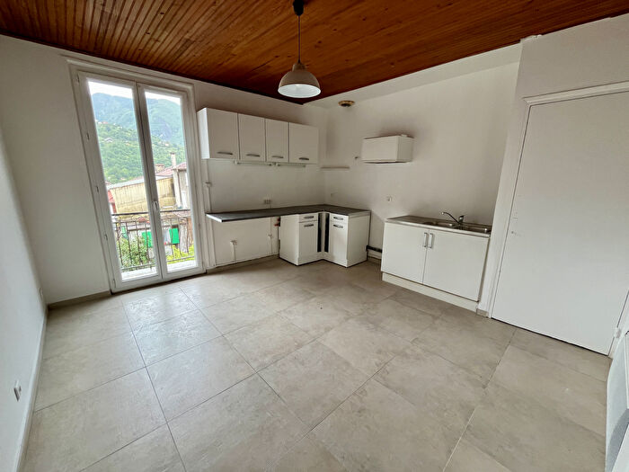 Appartement à vendre - Roquebillière - 4 pièces - 3 chambres