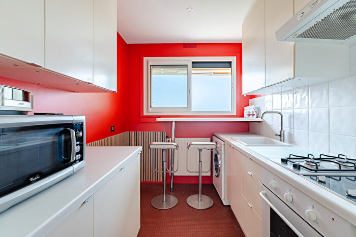 Appartement 2 pièces à vendre à Paris 20ème, Télégraphe, Pelleport, Saint-Fargeau