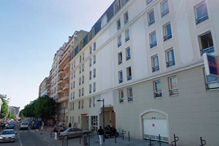 Appartement 2 pièces à vendre à Vanves, Centre Saint-Rémy