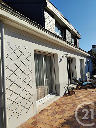 Maison à vendre - Vannes, Ouest - 8 pièces - 7 chambres