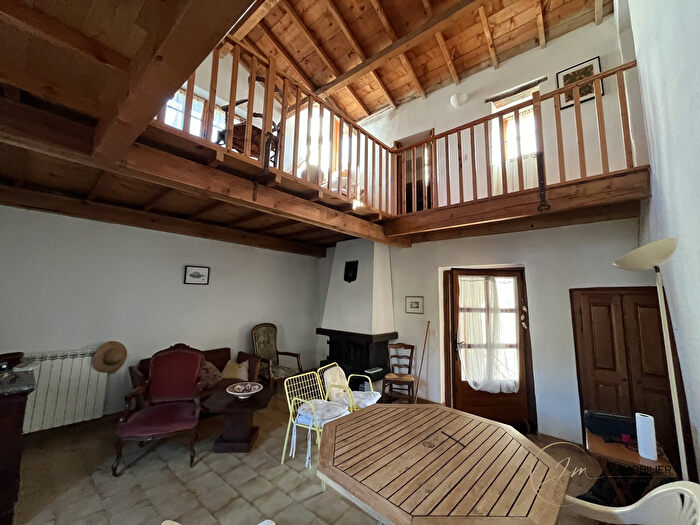 Maison 5 pièces à Roquedur, à vendre