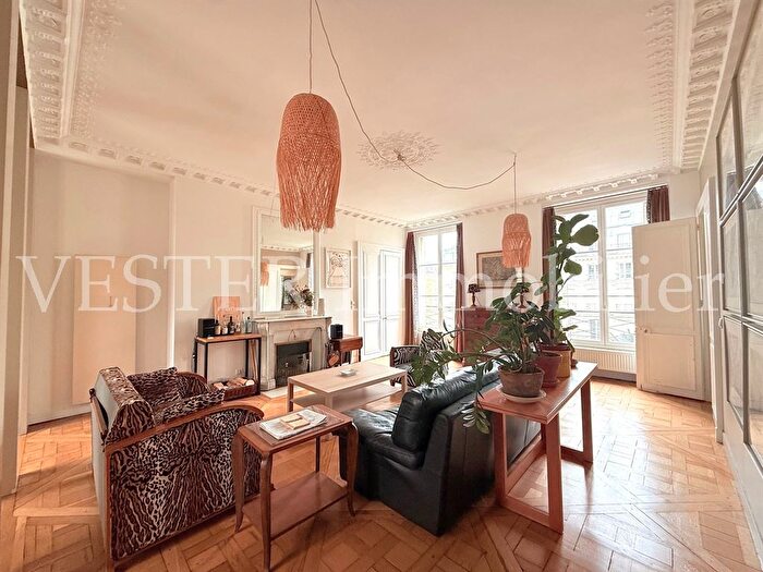 Appartement 5 pièces à Paris 10ème, Porte Saint-Martin, Paradis, à vendre