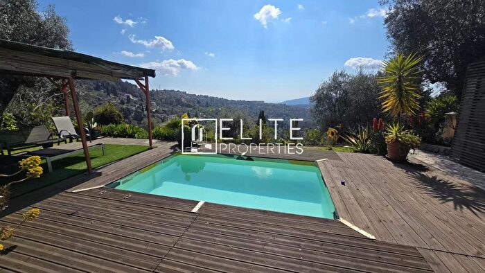 Maison à vendre - Grasse, Saint-François - 5 pièces - 3 chambres