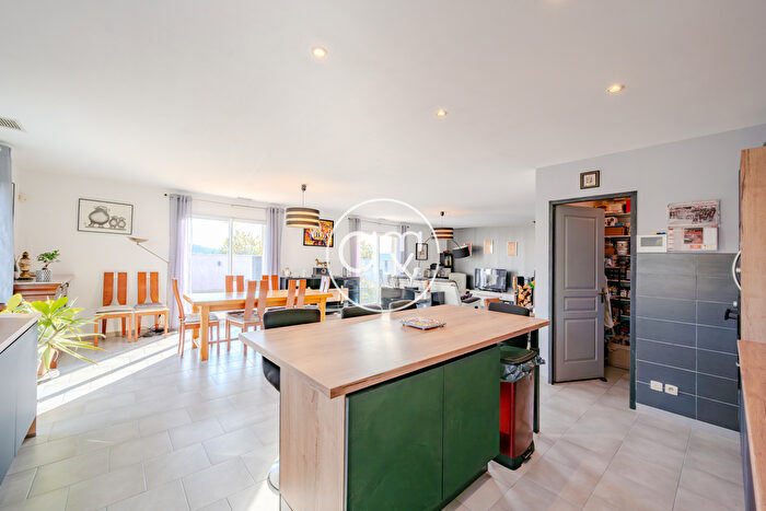 Maison à vendre - Pierrefeu-du-Var - 5 pièces - 3 chambres