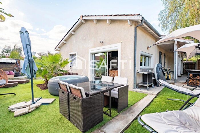 Maison 5 pièces à Le Pian-Médoc, à vendre