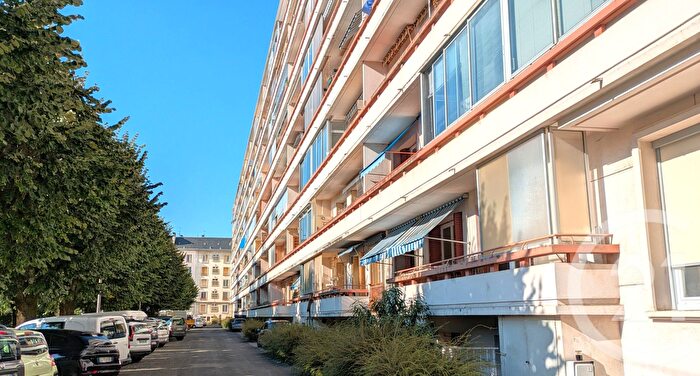 Appartement à vendre - Chambéry, Centre-ville - 3 pièces - 2 chambres