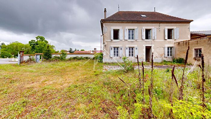 Bas-et-Lezat : Maison 8 pièces à vendre