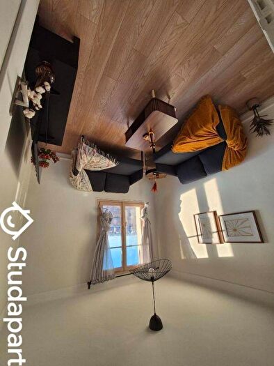 Appartement à louer - Gondoles Nord I, Choisy-le-Roi - 1 pièce - 3 chambres