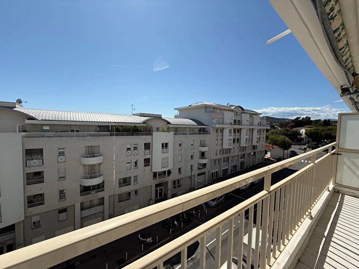 Appartement 3 pièces à vendre à Antibes, Antibes-les-Pins, Trianon, Le Fournel, Peyregoue