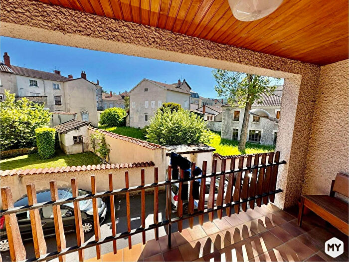 Maison à vendre - Ambert - 6 pièces - 3 chambres