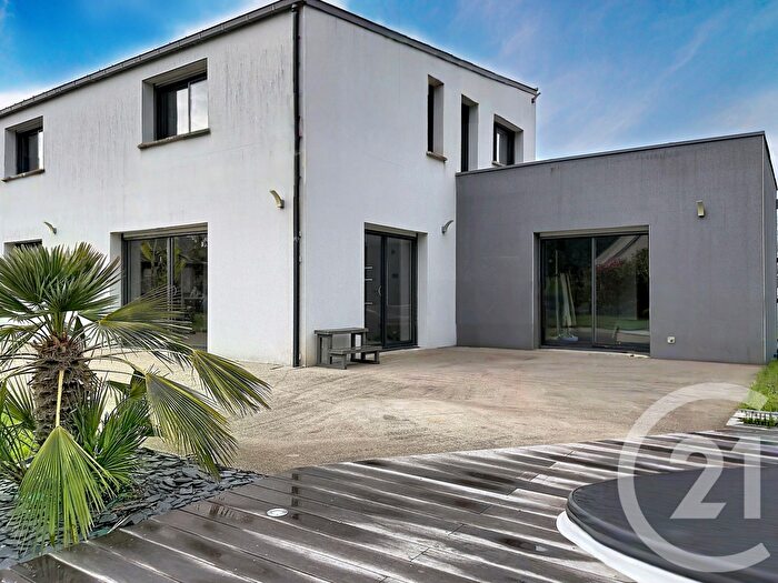 Maison à vendre - Bains-sur-Oust - 7 pièces - 4 chambres