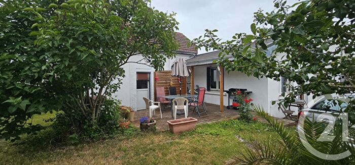 Maison à vendre - Alluyes - 5 pièces - 3 chambres