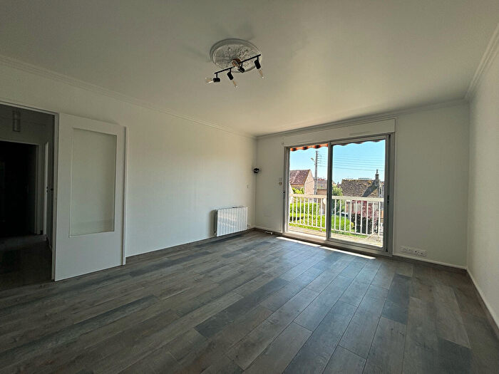 Appartement à louer - Sens, Saint-Paul, Moulin à Tan - 2 pièces - 1 chambre