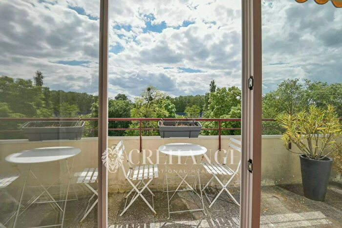Appartement 4 pièces à louer à Général Leclerc, Saint-Germain-en-Laye