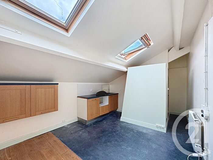 Appartement à vendre - Saint-Denis, République, Gare - 1 pièce