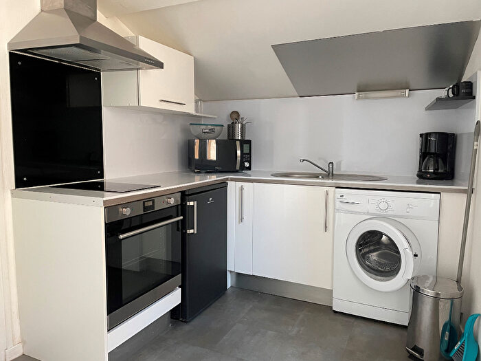 Villefranche-sur-Saône, Centre-ville : Appartement 2 pièces à louer