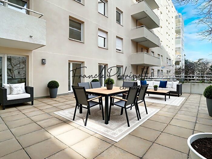 Villeurbanne, Tonkin Sud : Appartement 3 pièces à vendre