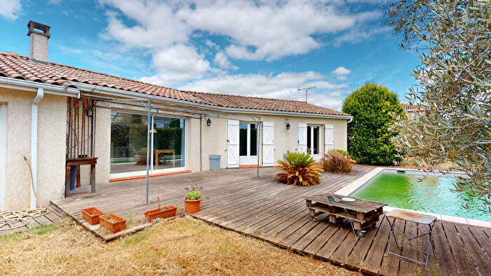Maison 4 pièces à vendre à Merville