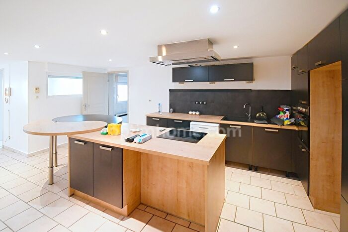 Appartement à vendre - Audun-le-Roman - 4 pièces - 2 chambres