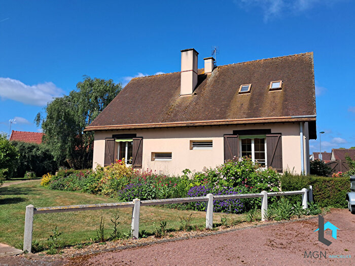 Maison à vendre - Saint-Aubin-des-Bois - 7 pièces - 5 chambres
