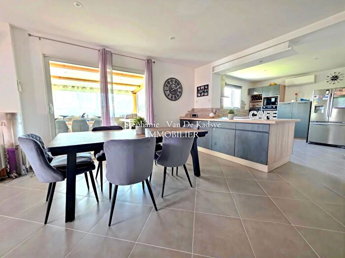 Maison à vendre - Puget-sur-Argens - 4 pièces - 3 chambres