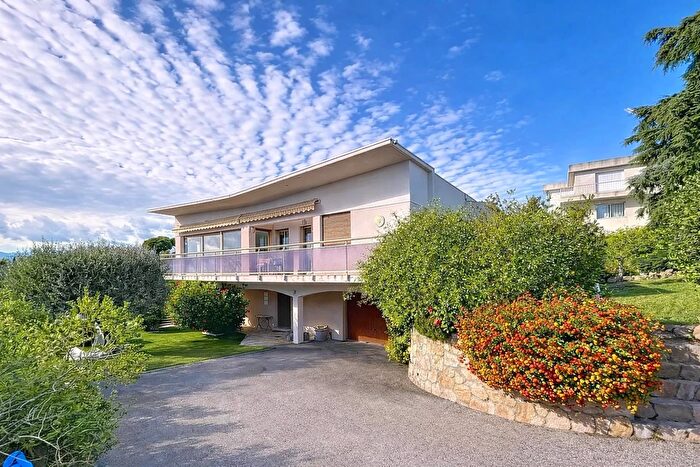 Maison 6 pièces à vendre - Saint-Laurent-du-Var, Jacquons, Plateaux Fleuris