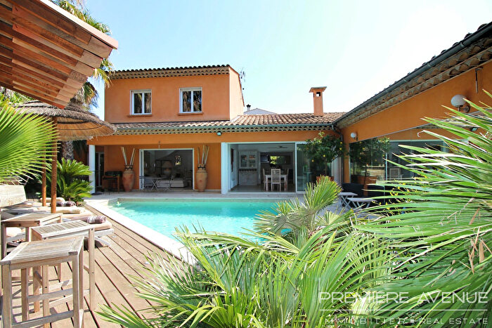 Maison à vendre - Sainte-Maxime, Saquèdes, Quilladou, Garonnette, Golfe - 4 pièces - 3 chambres