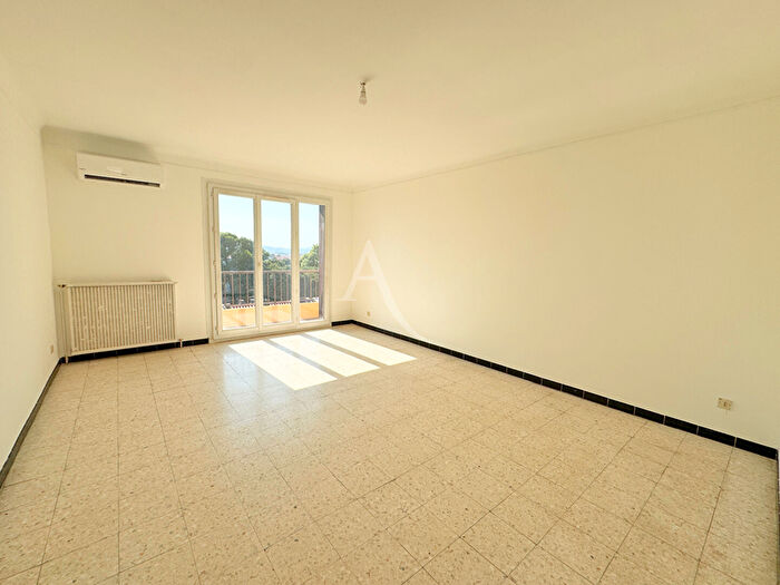Appartement 3 pièces à louer - Perpignan, Les Remparts