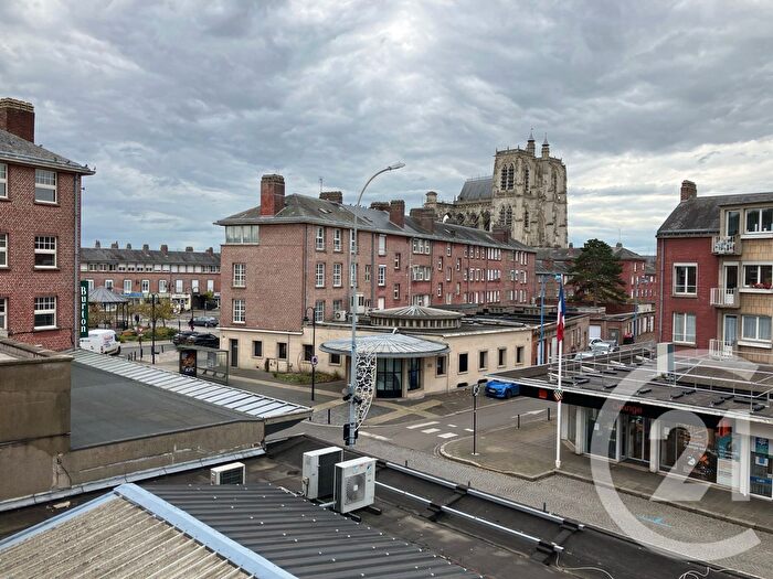 Appartement à louer - Abbeville, Centre-ville - 2 pièces - 1 chambre