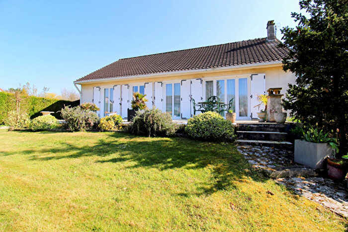 Maison à vendre - Houdan - 6 pièces - 5 chambres