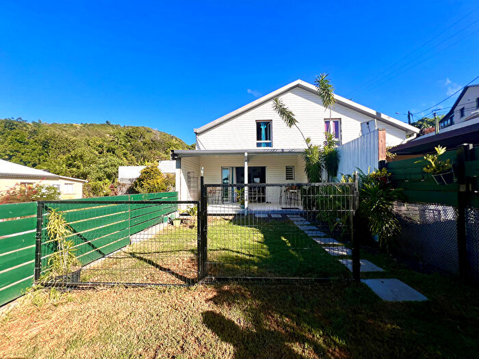 Maison à vendre - Entre-Deux - 4 pièces - 3 chambres