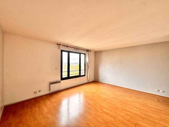 Appartement à louer - Courbevoie - 1 pièce